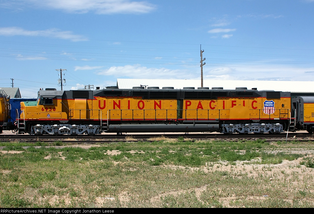 Monster UP 6936, the last operable DDA40X